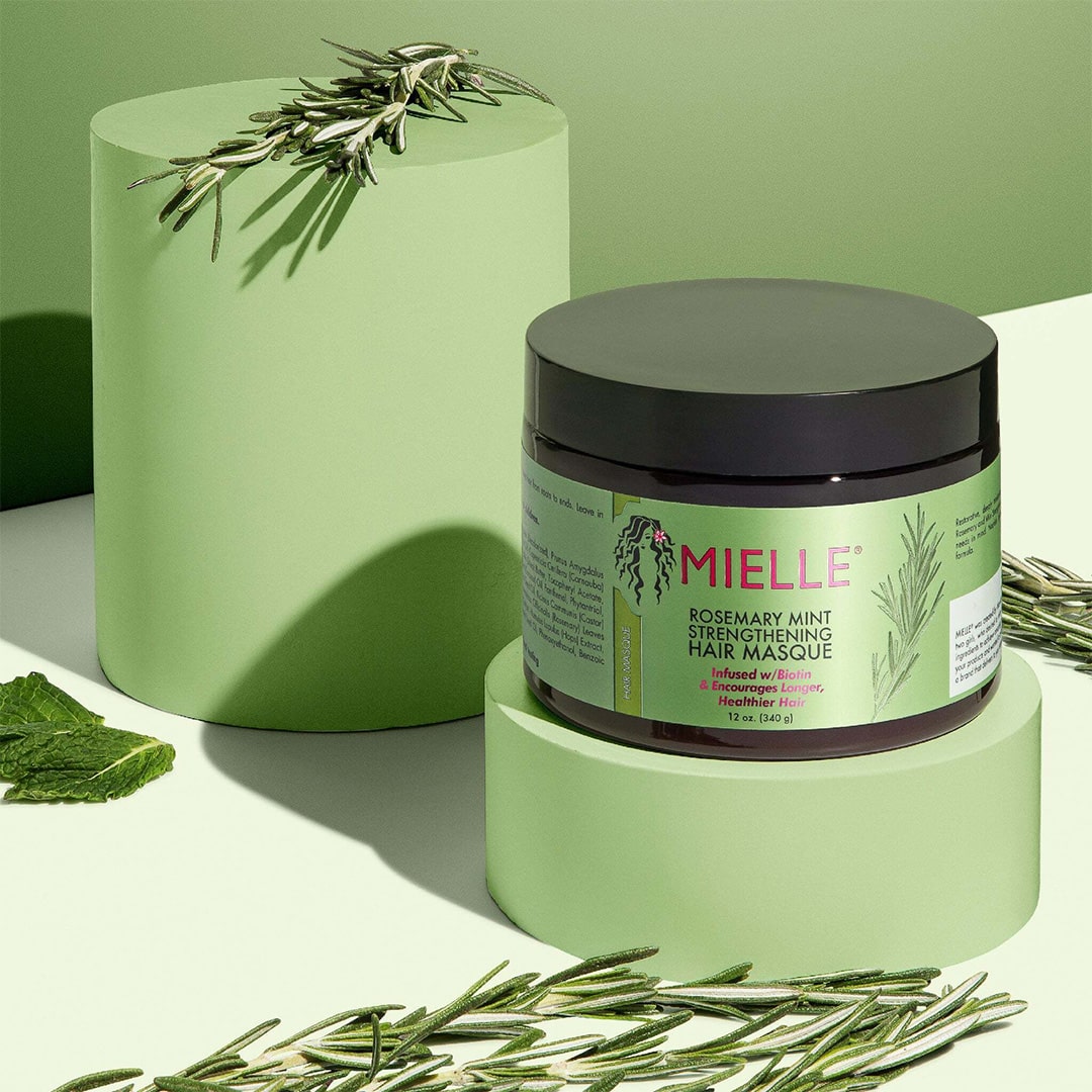 Mielle Rosemary Mint Strengthening Hair Masque Mielle Rosemary Mint Strengthening Hair Masque